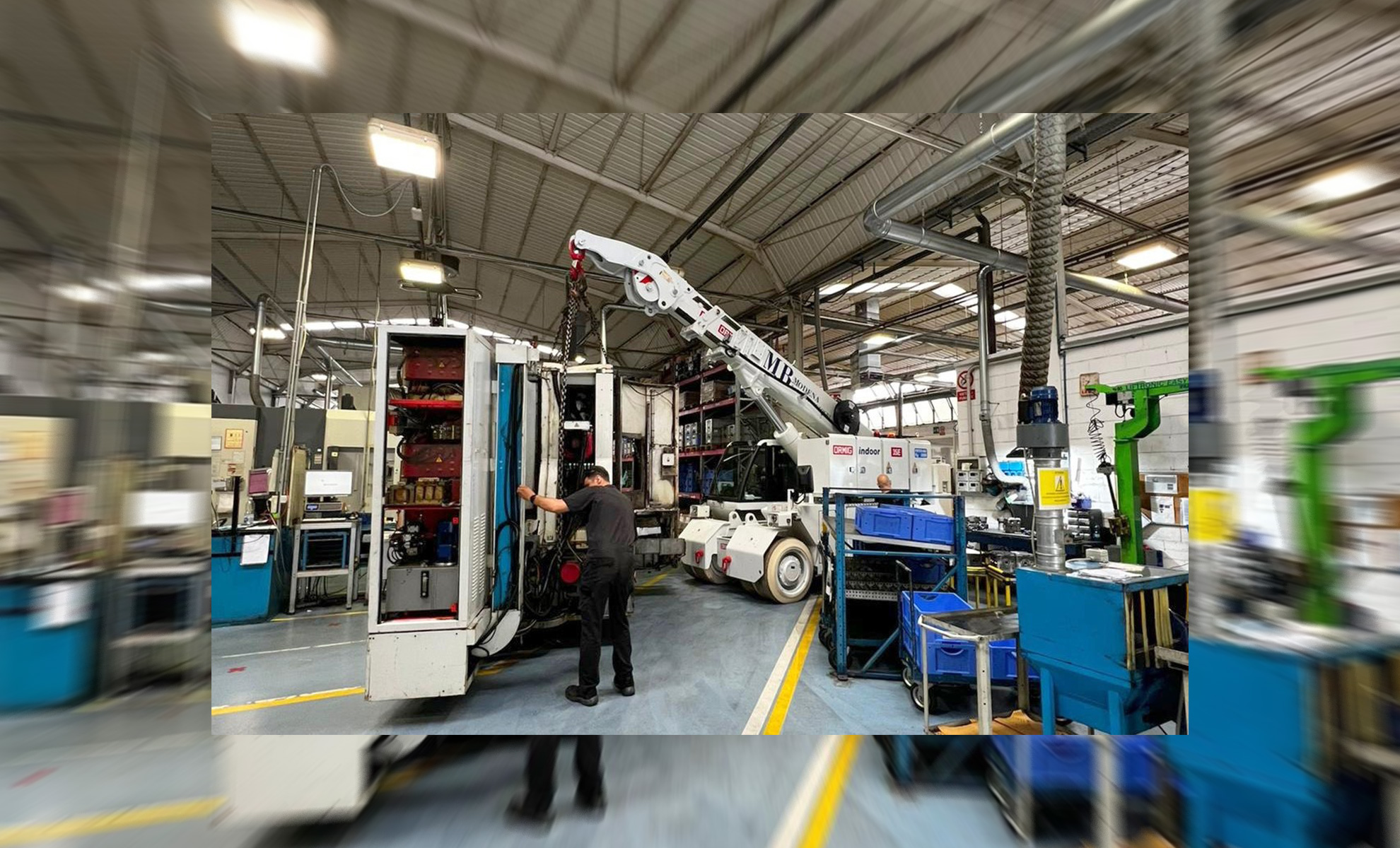 Home - Produzione gru elettriche produzione gru pickandcarry - Ormig S.p.A.